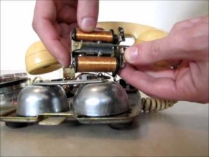 Measuring the Ring Voltage on a Telephone | Math Encounters Blog